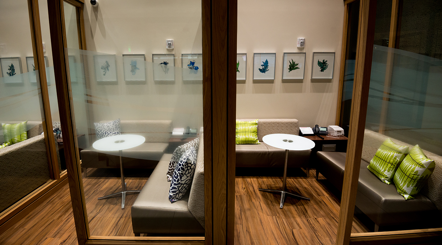 Bank Branch - Interior Showplace